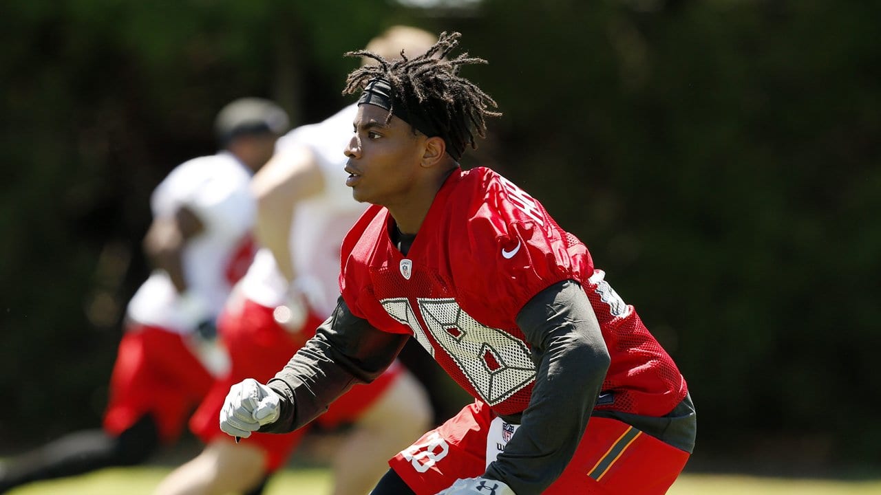 Photos: Day 1 of Rookie Mini-Camp