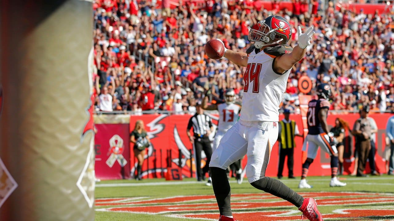 Top 30 Photos of Cameron Brate in 2016