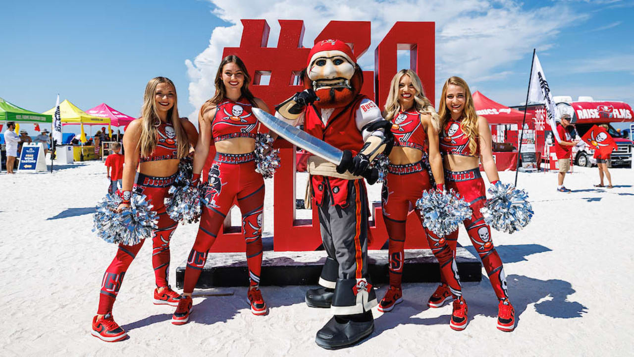 Photos: 2023 Bucs Beach Bash