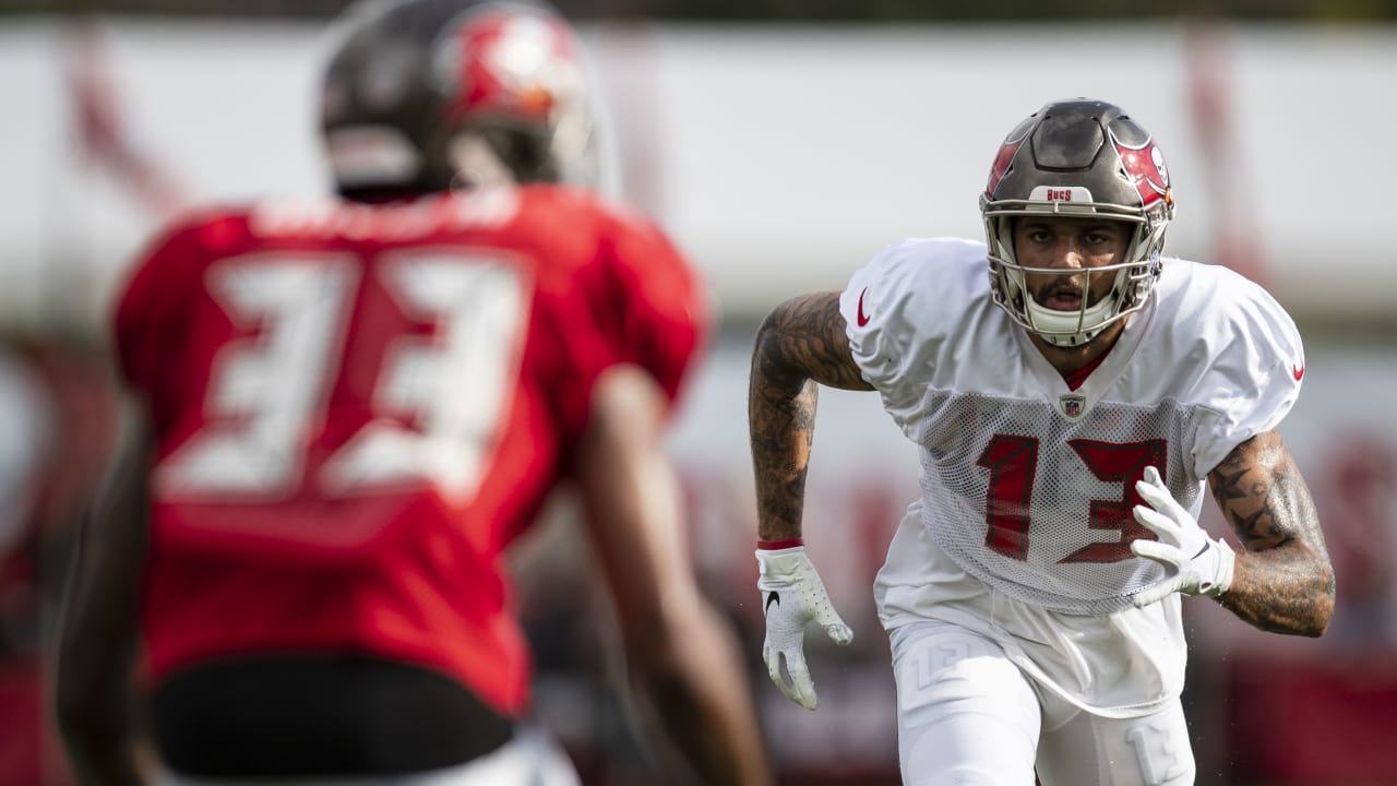 Best Photos from Bucs’ Training Camp Practice, Aug. 11