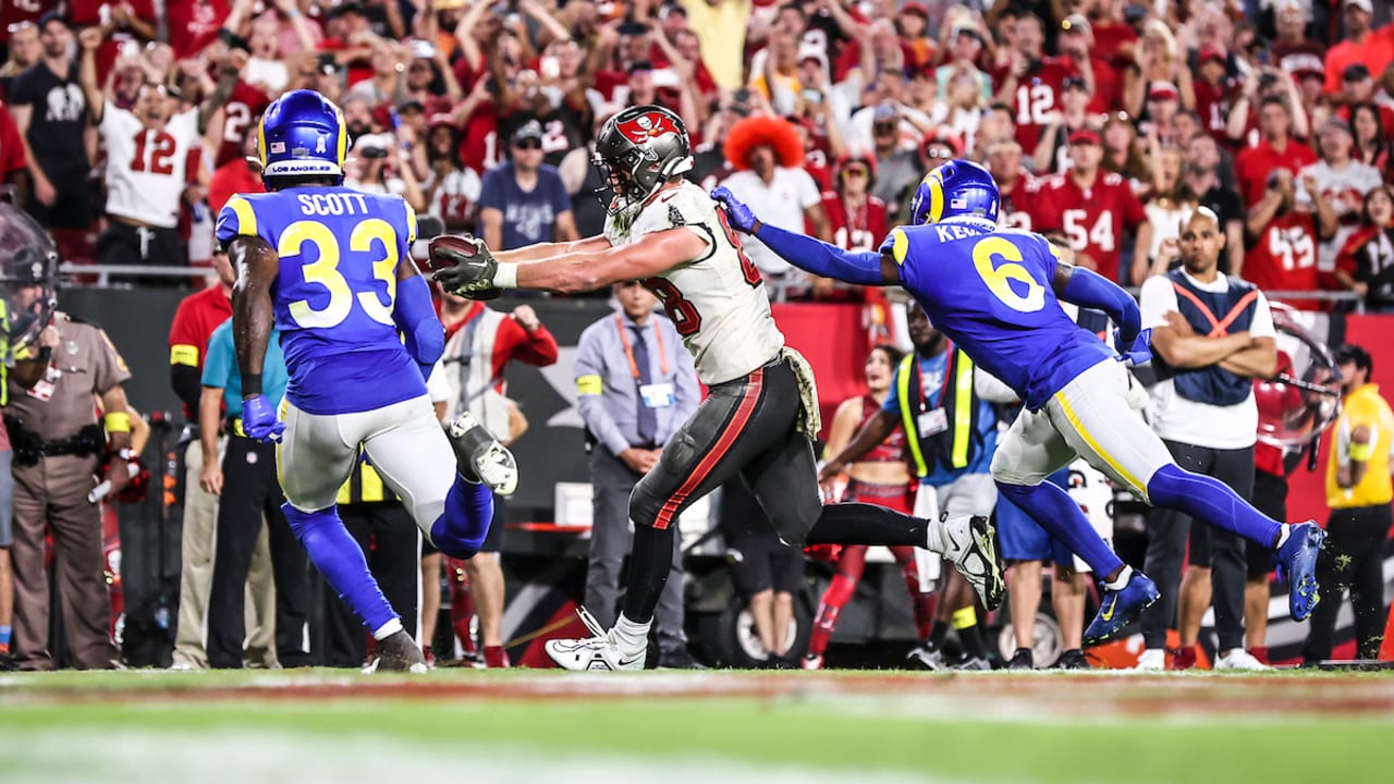 HIGHLIGHTS: Buccaneers Defeat Los Angeles Rams 16-13 in Week 9