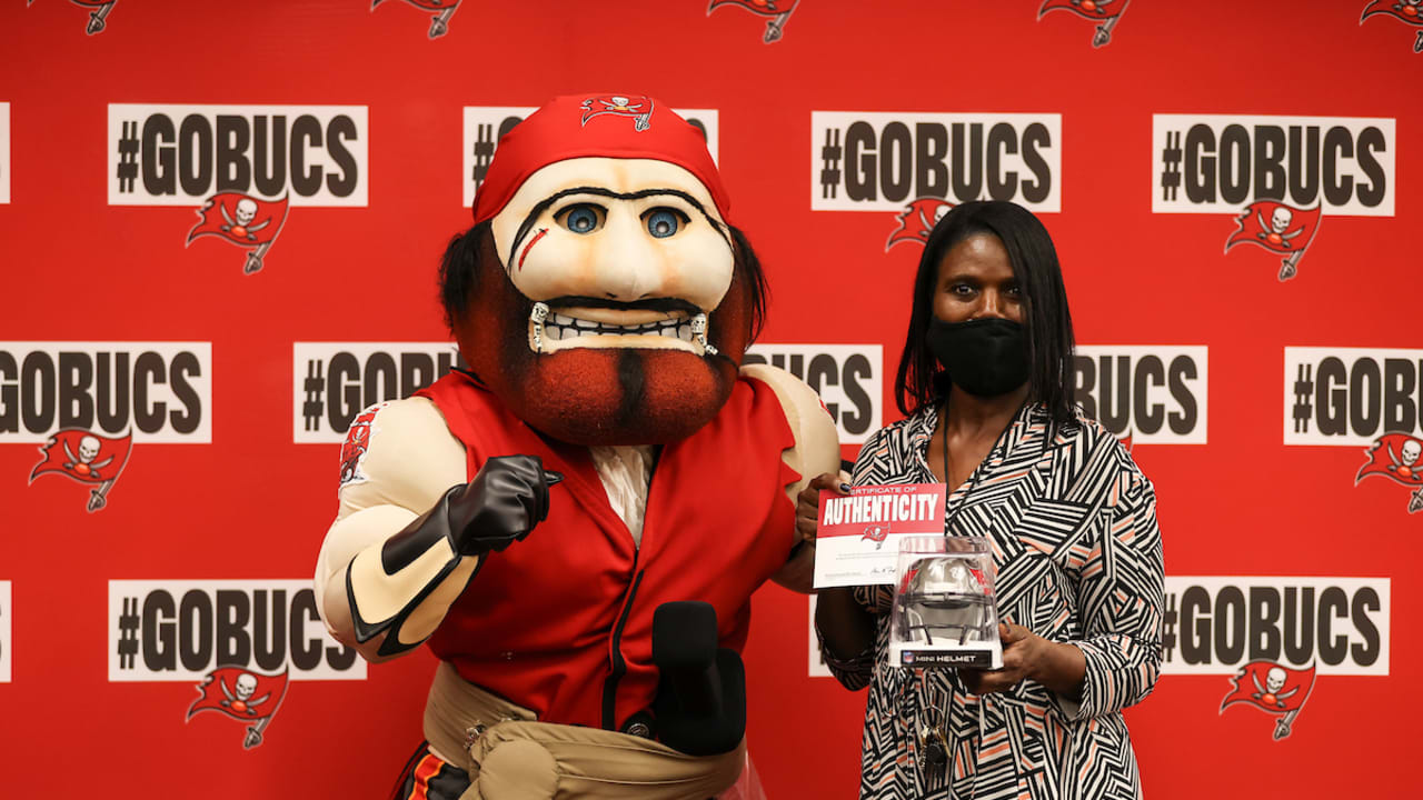 Tampa Bay Buccaneers Present More Than $50,000 in New Technology to ...