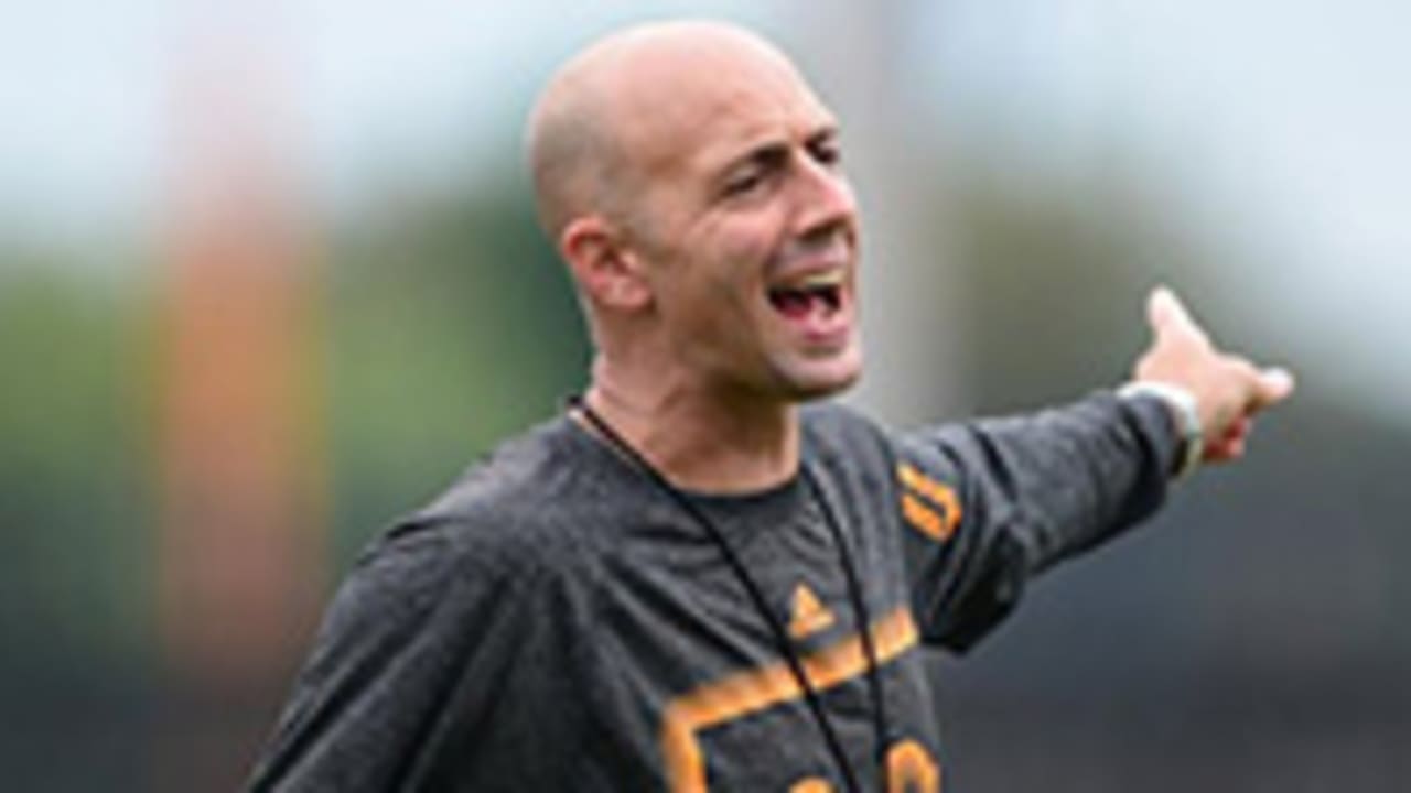 Mic'd Up: Mike Bajakian at Tennessee