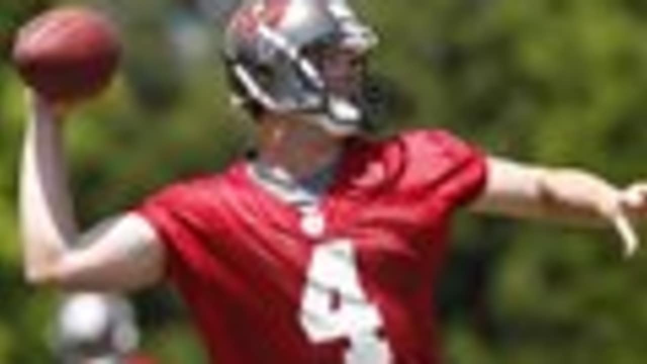 Snead, Johnson Return