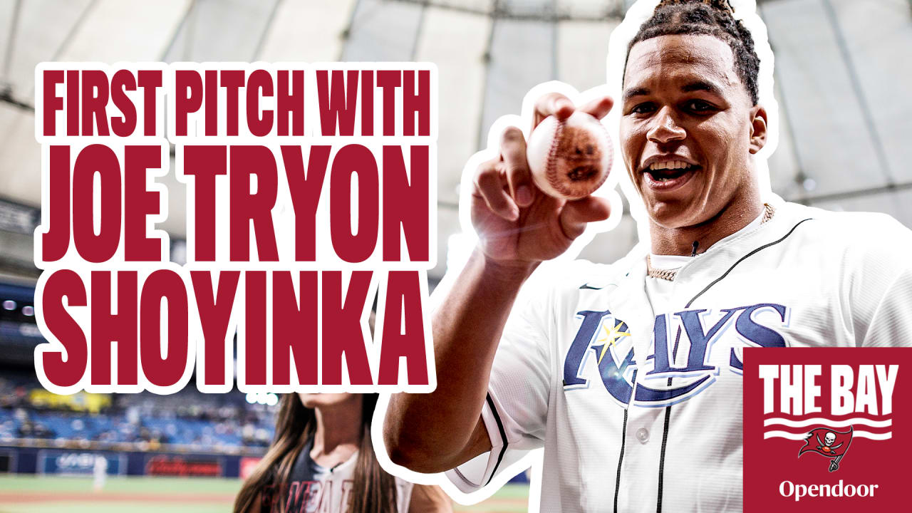 Joe Tryon Shoyinka Throws Out the First Pitch at a Tampa Bay Rays Game
