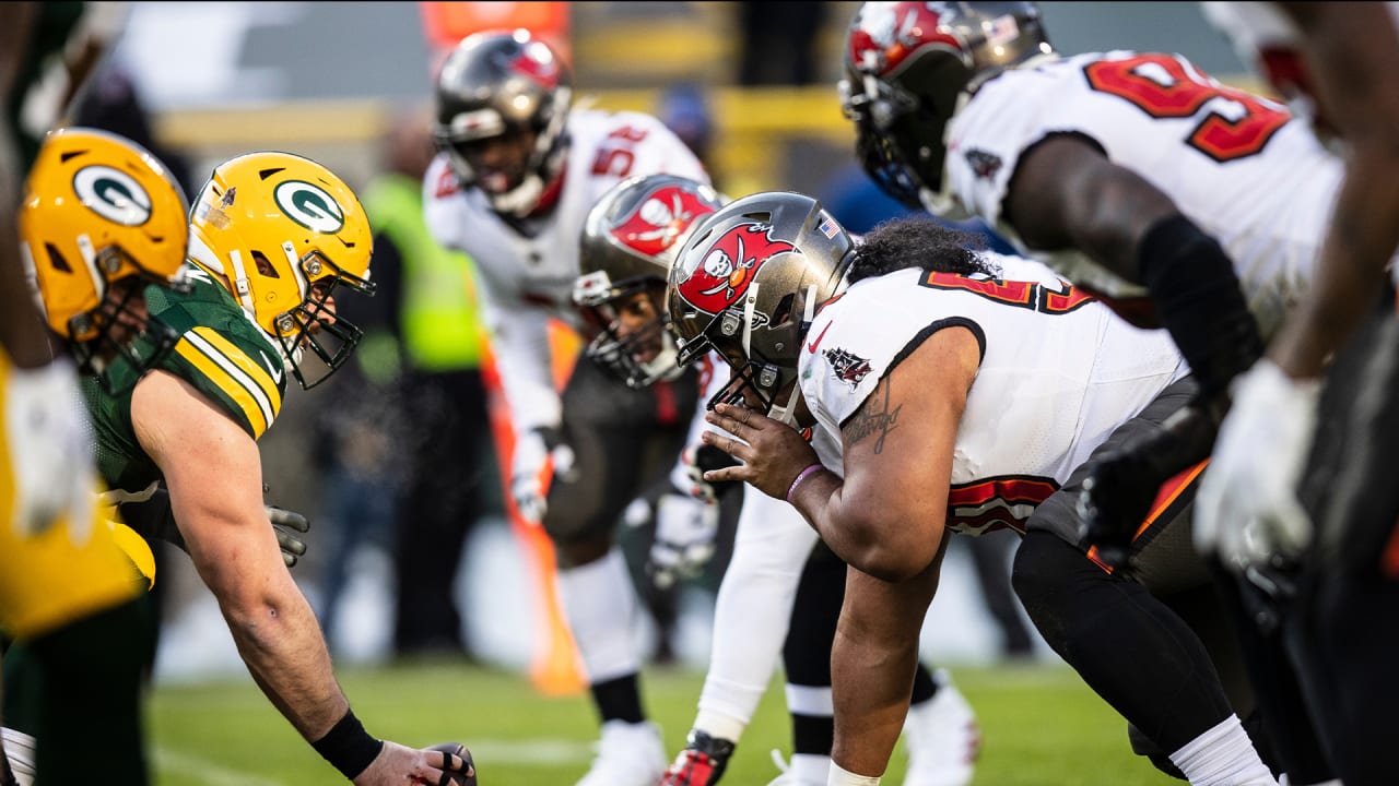 Bucs 2021 Post Draft Roster Review: Defensive Lineman Vita Vea ...