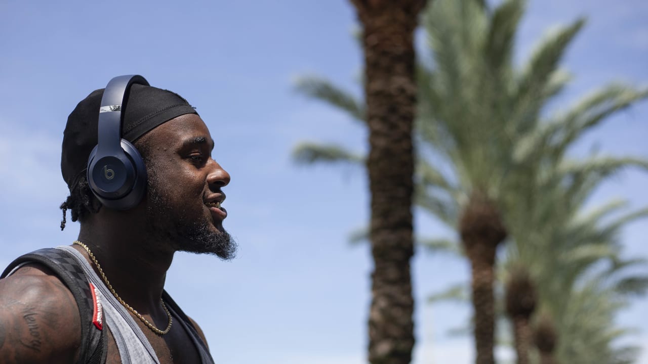 Best Photos of Ronald Jones in Training Camp