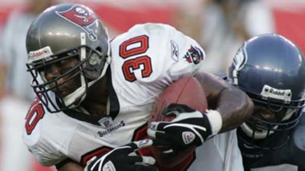 Bucs Lose Garner, Dudley