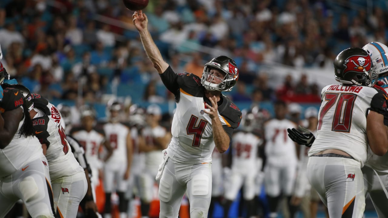 Three QBs Shine In Bucs' Preseason-Opening Win