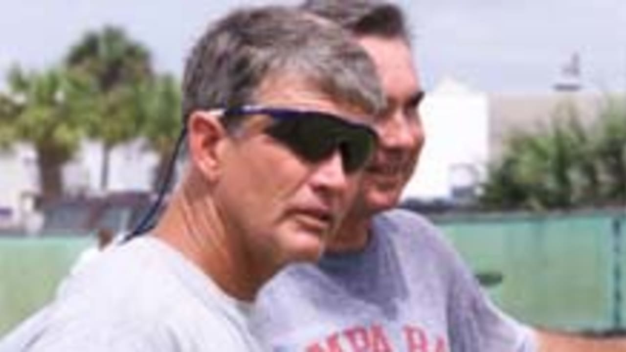 Bucs Dismiss Steckel