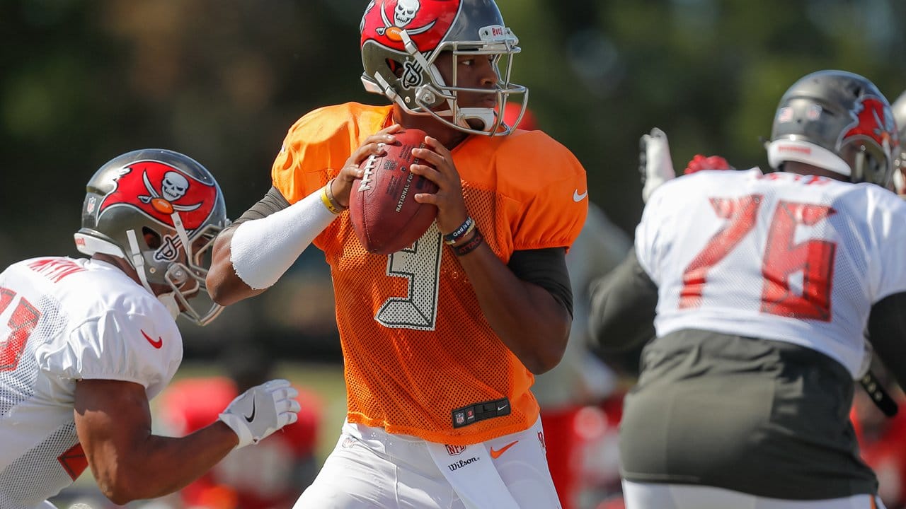 Photos: Buccaneers Practice, November 1