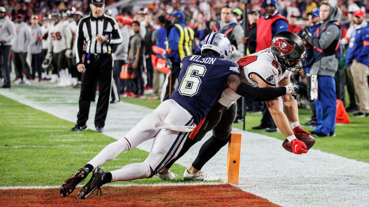 Best Photos of Bucs Tight Ends from the 2022 Season