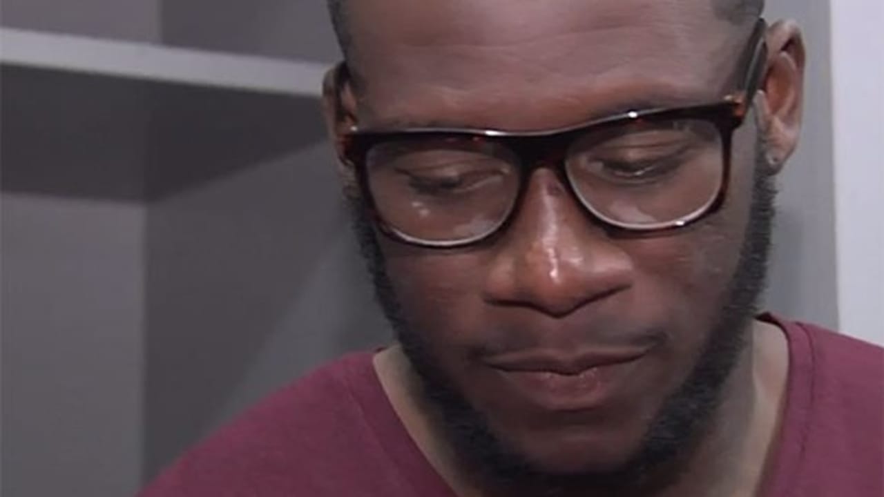 Locker Room: TE Timothy Wright