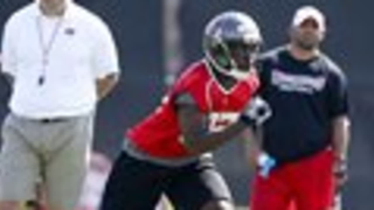 Rookie Tandy Shows Off His Versatility