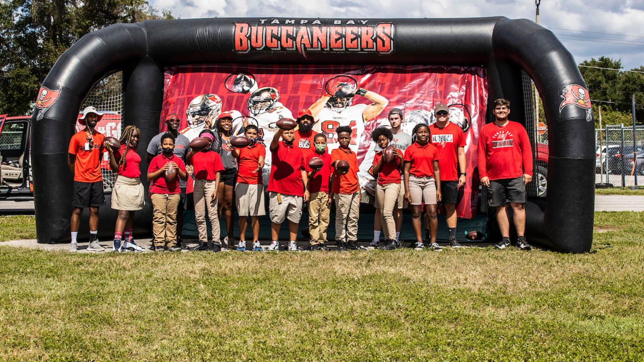 Photos from Jr. Bucs Middle School Flag Football Visit | Young Middle ...