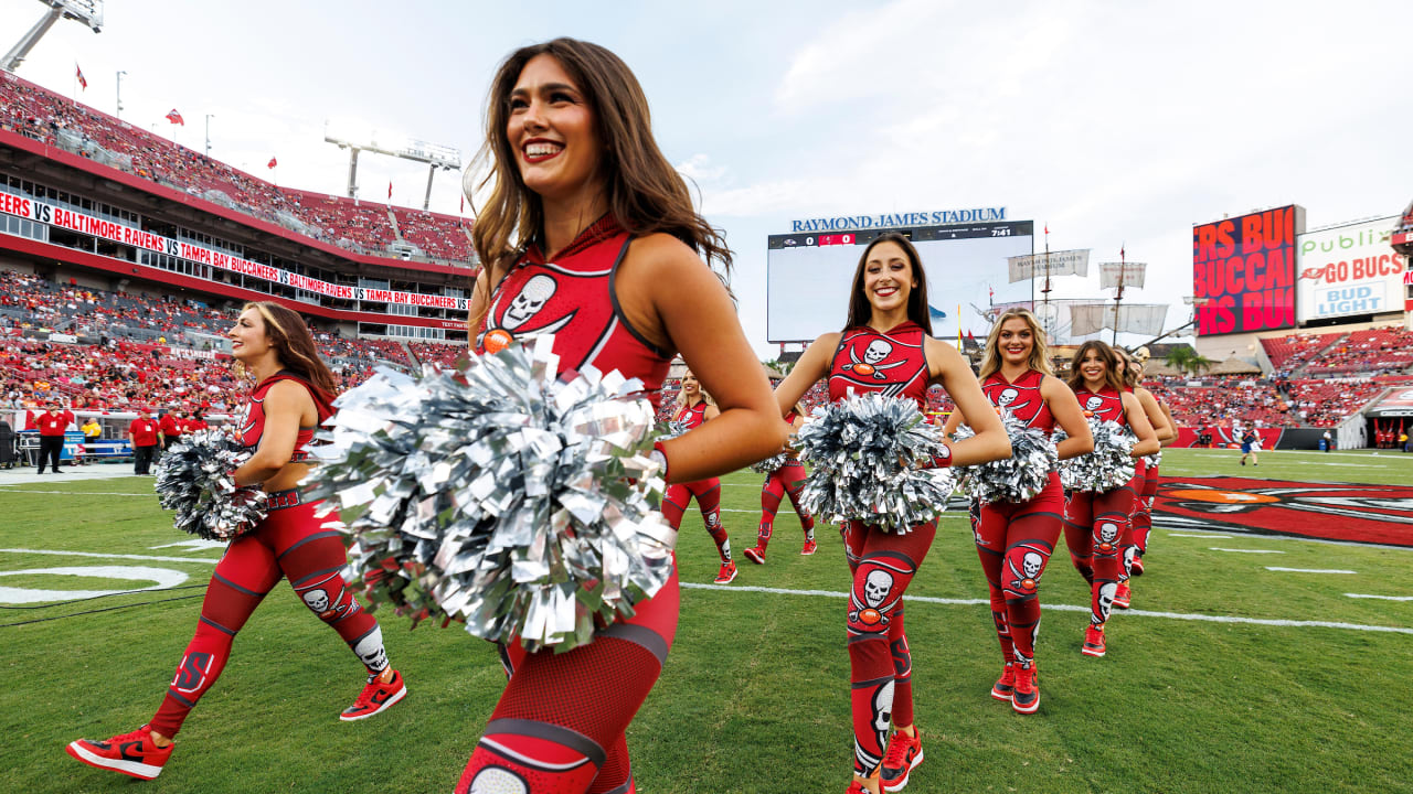 Bucs Cheerleaders Photos from Ravens vs. Bucs Game