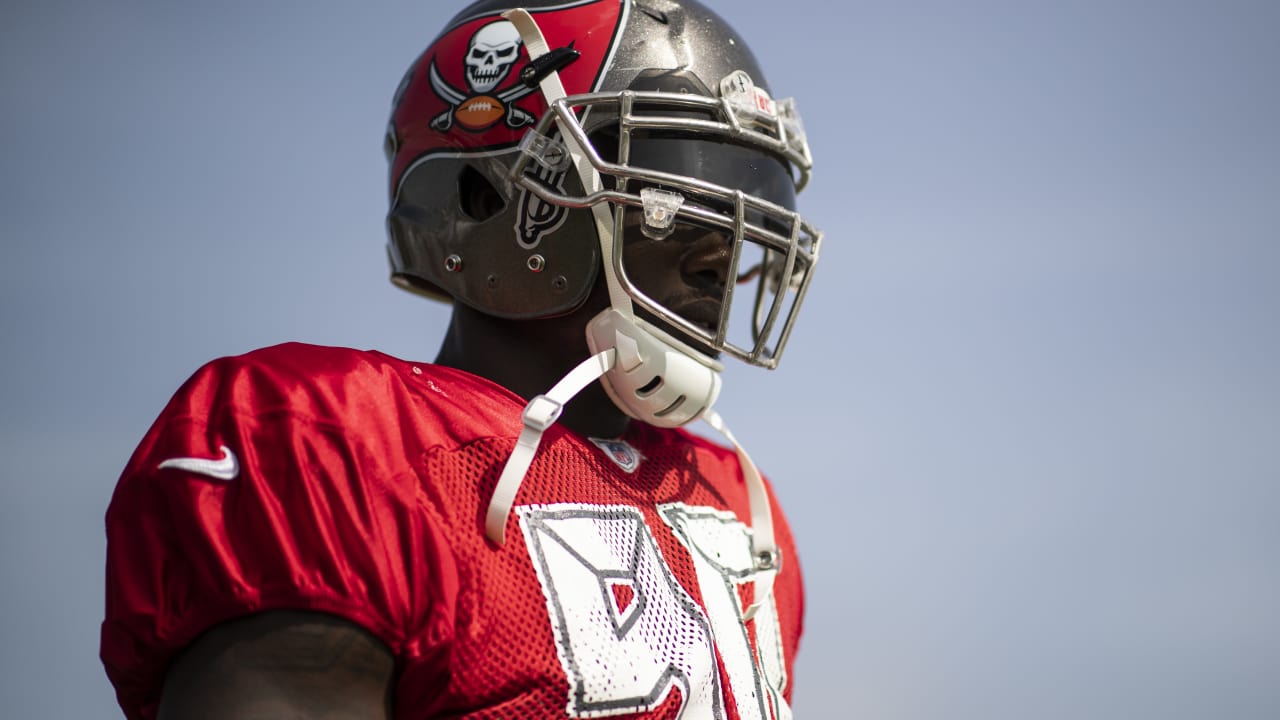 JPP Sets the Tone for Buccaneers at Titans Camp