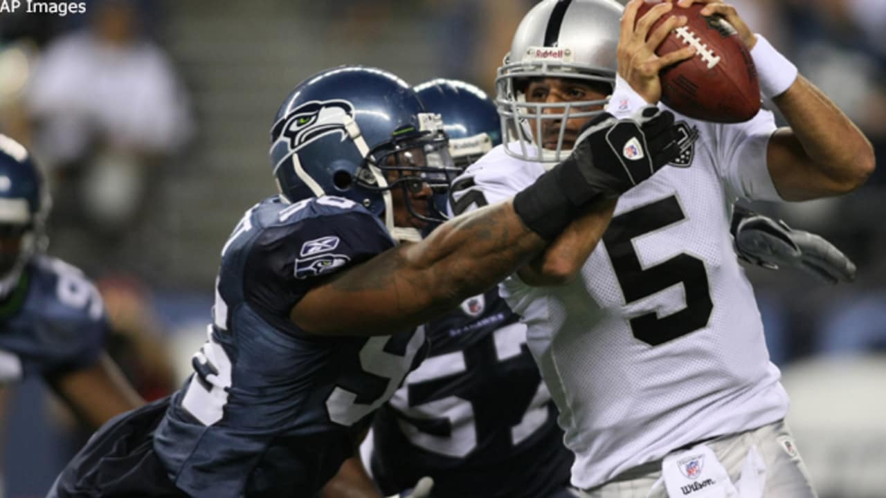 Bucs Claim DL Bennett