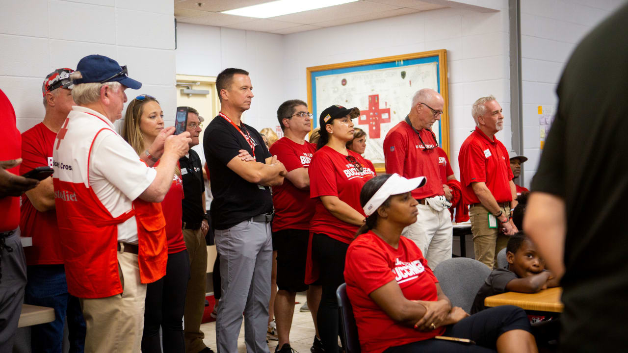 Buccaneers and Falcons Team Up to Support Red Cross Headquarters in ...