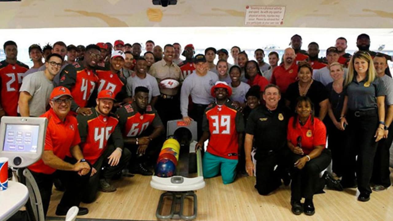 Bucs Rookie Club Bowls with Firefighters