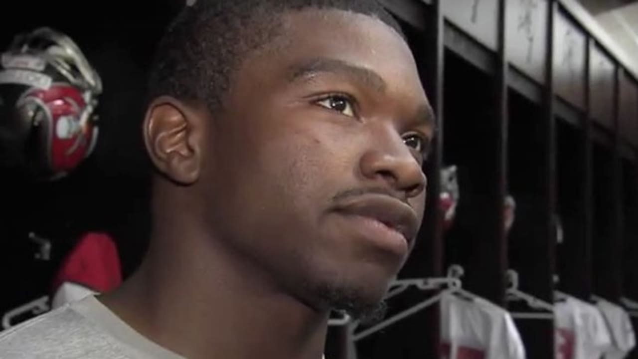 Locker Room: RB Bobby Rainey