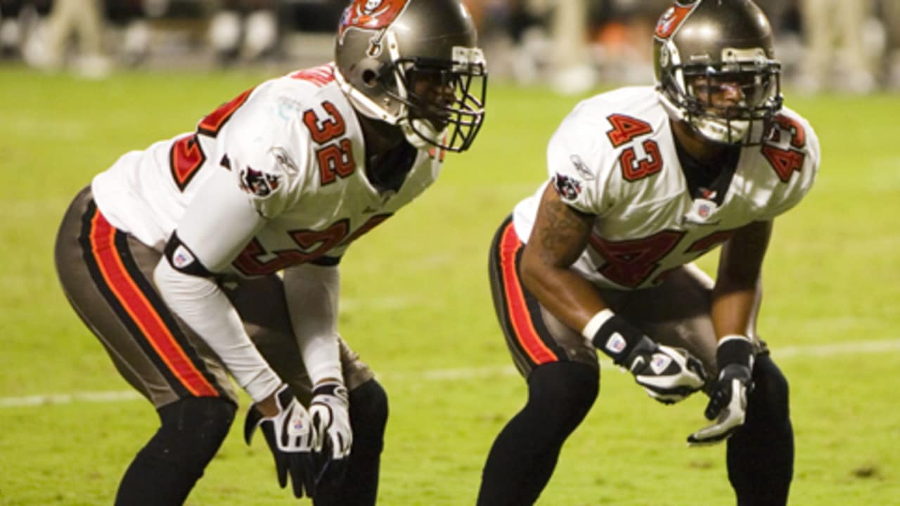 Bucs Promote Hamilton to Ease CB Concerns
