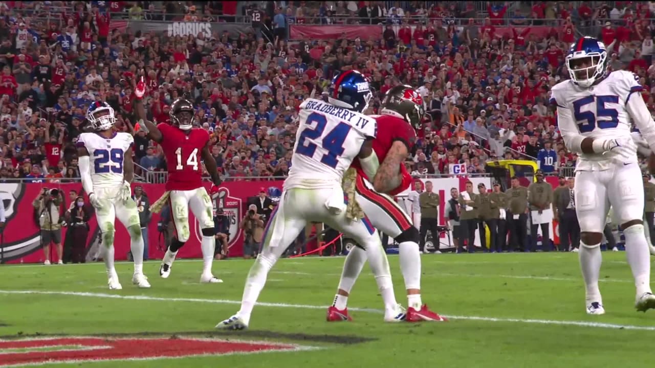 HIGHLIGHT: WR Evans Breaks Mike Alstott's Franchise Touchdown Record