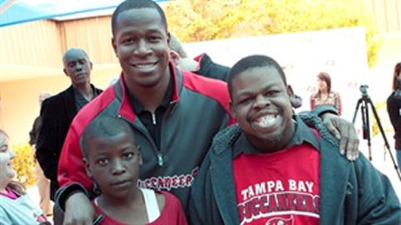 LaVoy Exceptional Center Playground Cover Ribbon-C