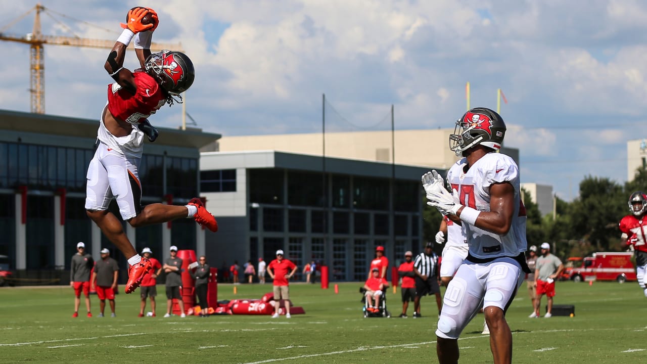 Best Photos from Bucs Training Camp Practice, July 30