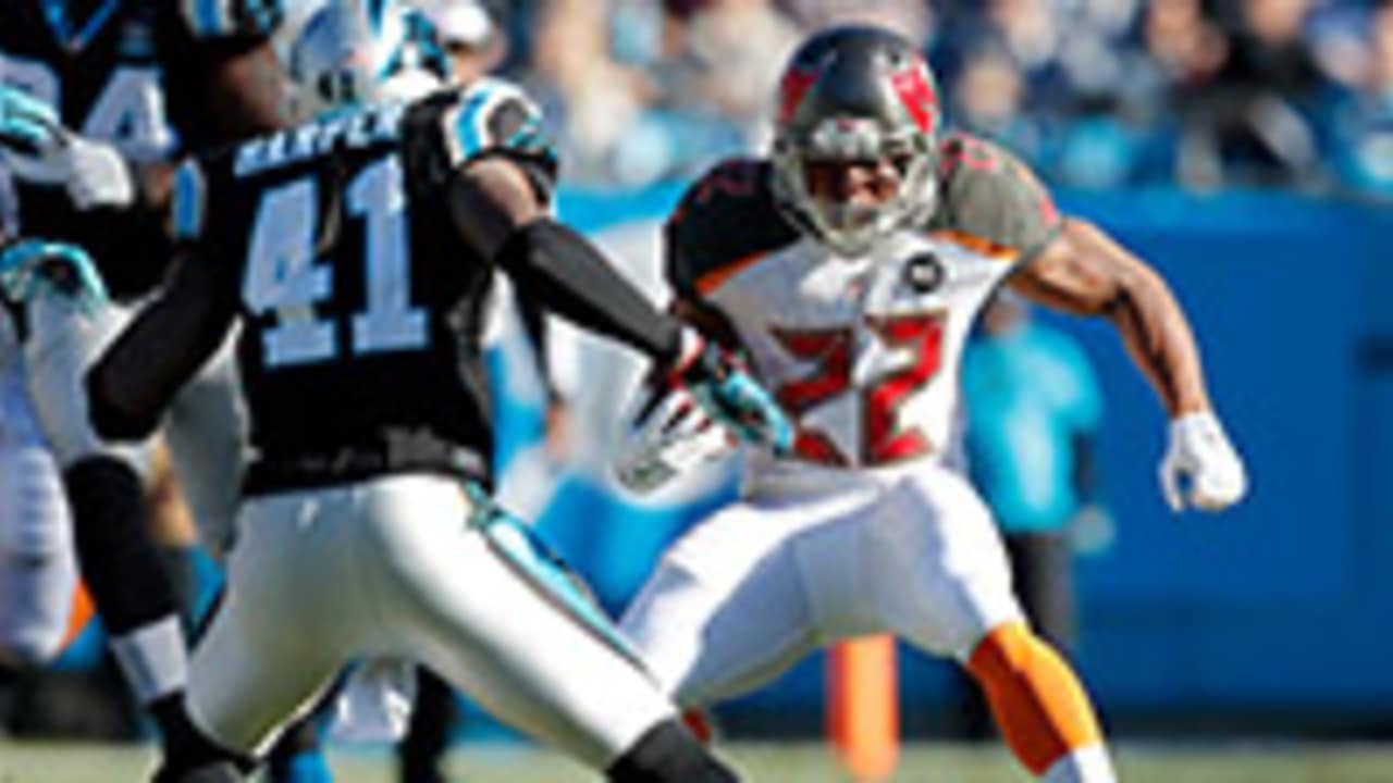 Panthers Out-Last Buccaneers, 19-17