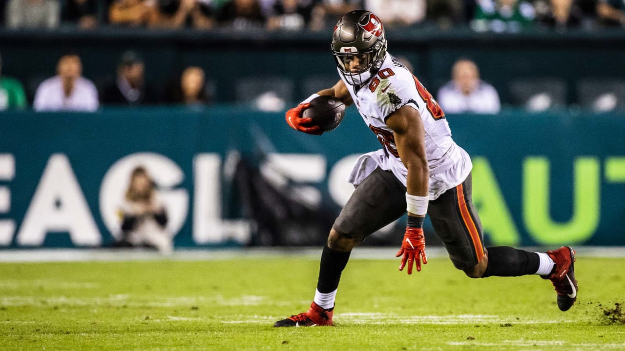 O.J. Howard Just 'Scratching the Surface'