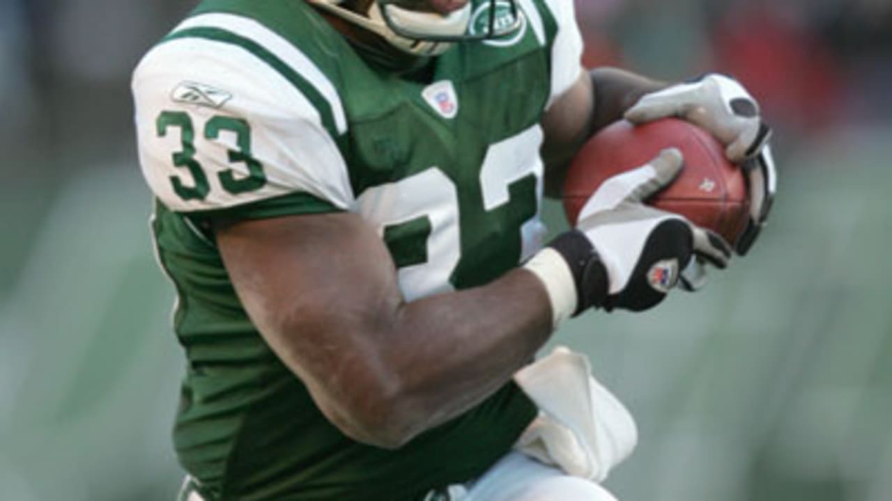 Bucs Add Sowell
