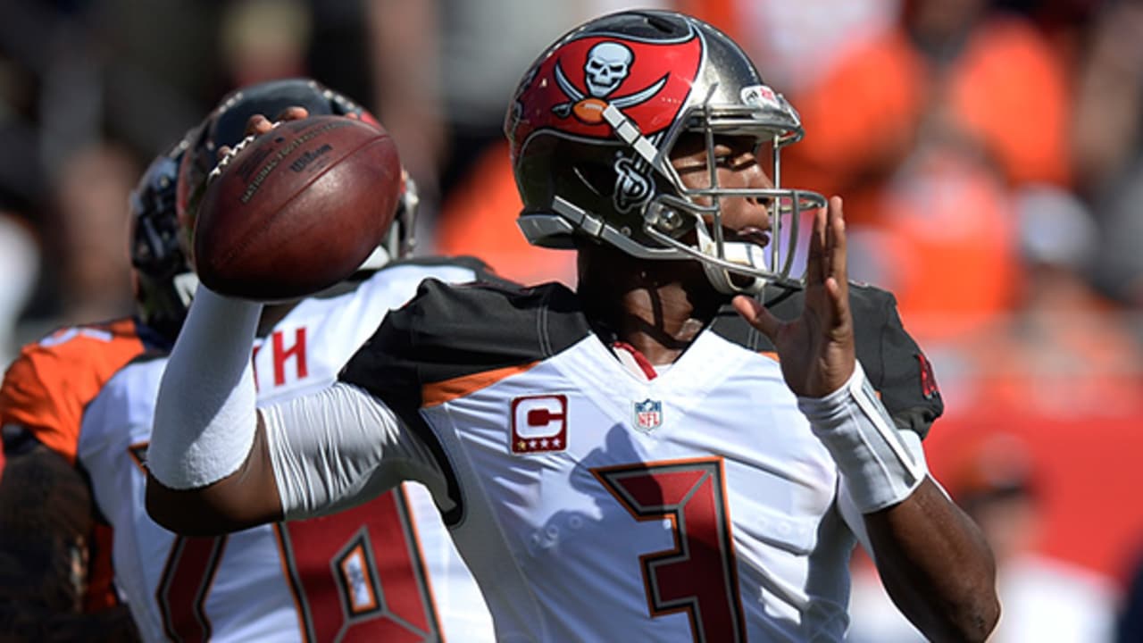 Halftime Report: Buccaneers vs. Broncos