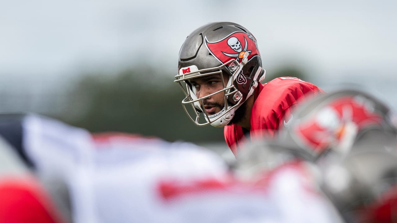 Top Pictures from Bucs Practice, Oct. 9