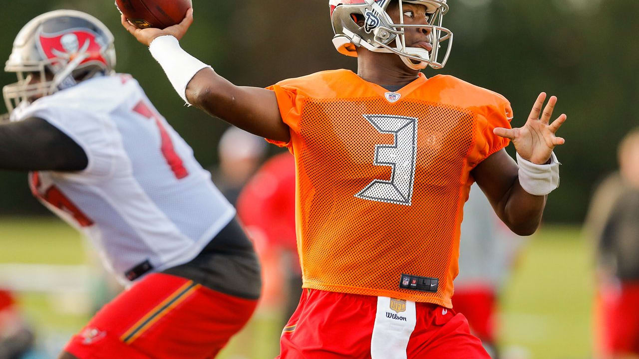 Photos: Buccaneers Practice, Dec. 30