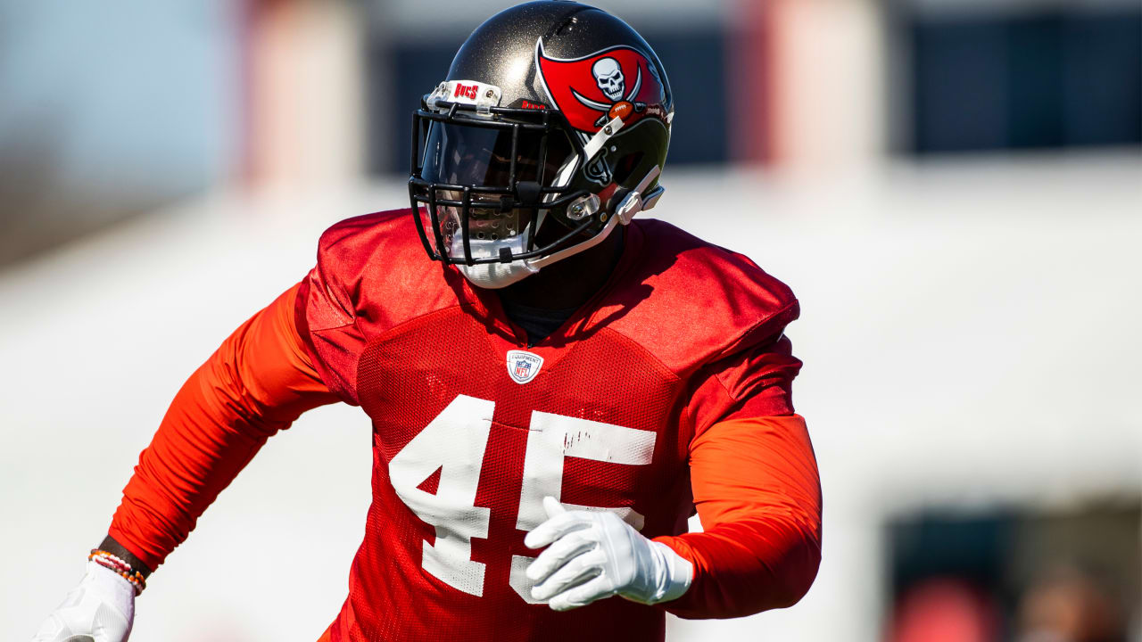 Top Pictures from Bucs Practice, Jan. 21 | NFC Championship Week