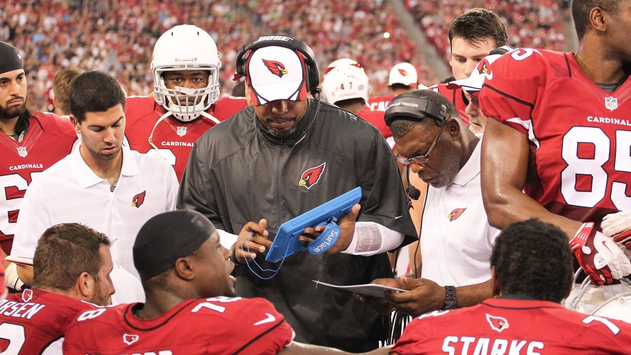 Goodwin on offense: 'Nobody ever panics'