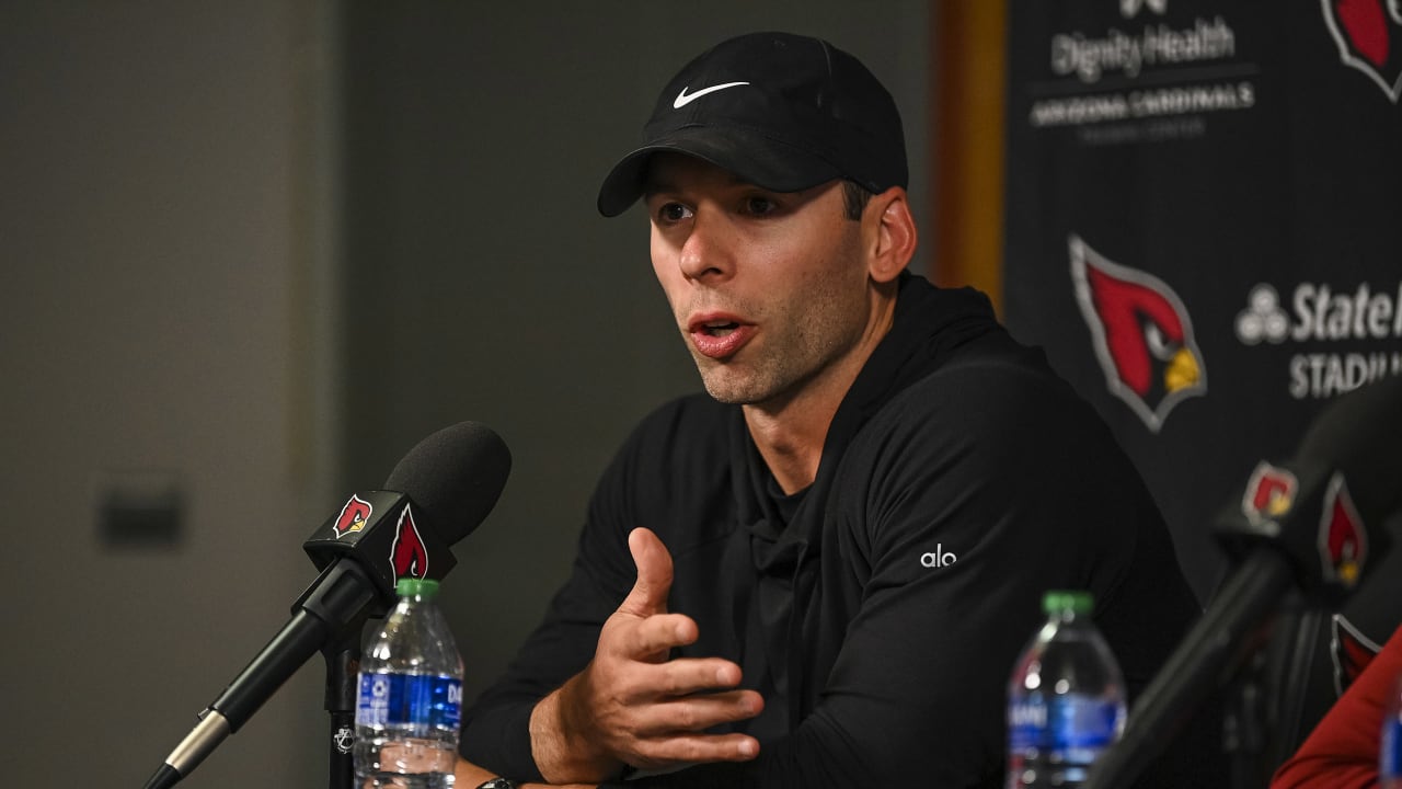 Cardinals head coach Jonathan Gannon acknowledges "mistake" in taking Monti Ossenfort phone call ...