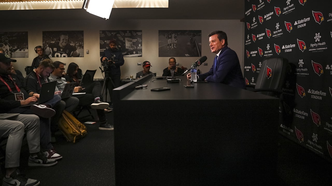 Cardinals fire coach Kliff Kingsbury, GM Steve Keim stepping down from ...