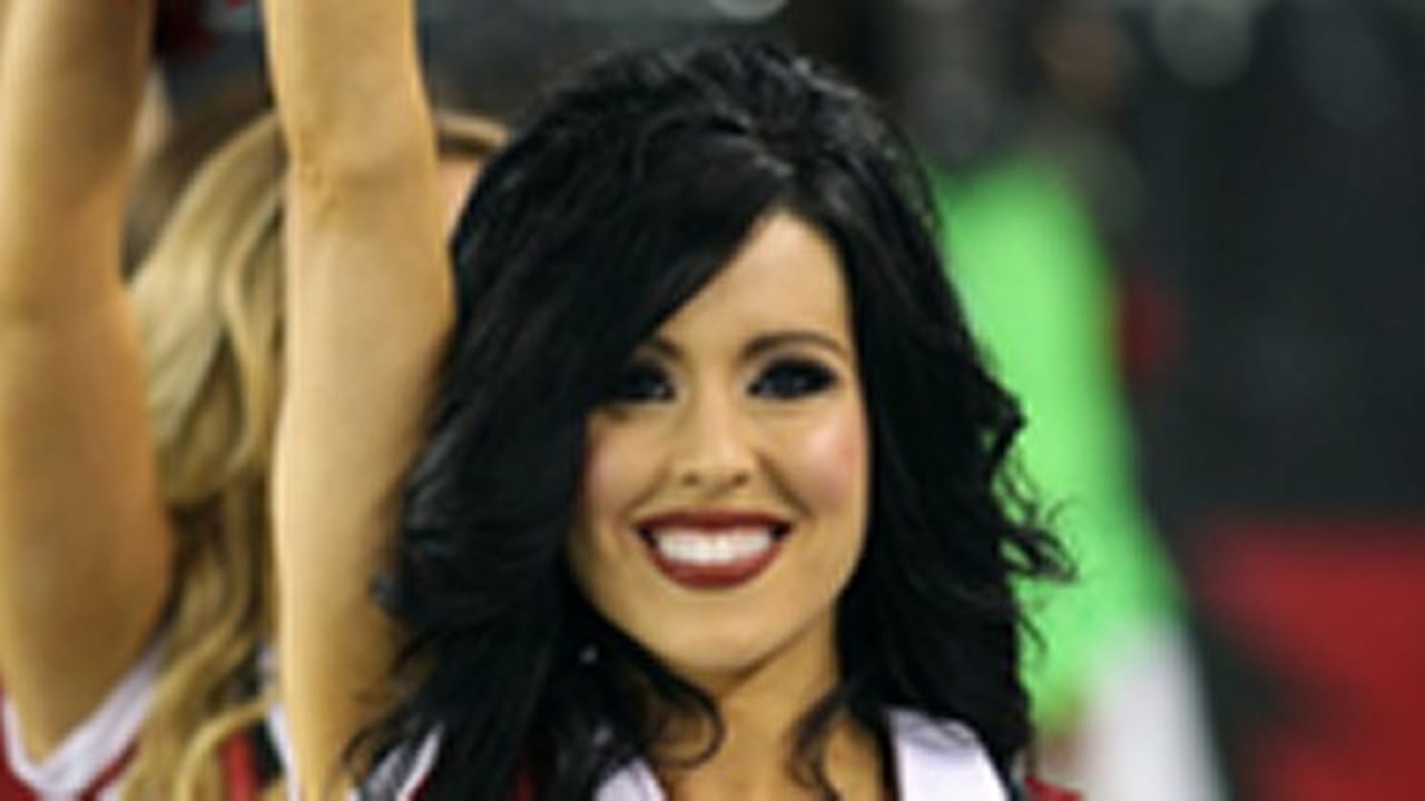 Cheerleader of the Week - Taylor
