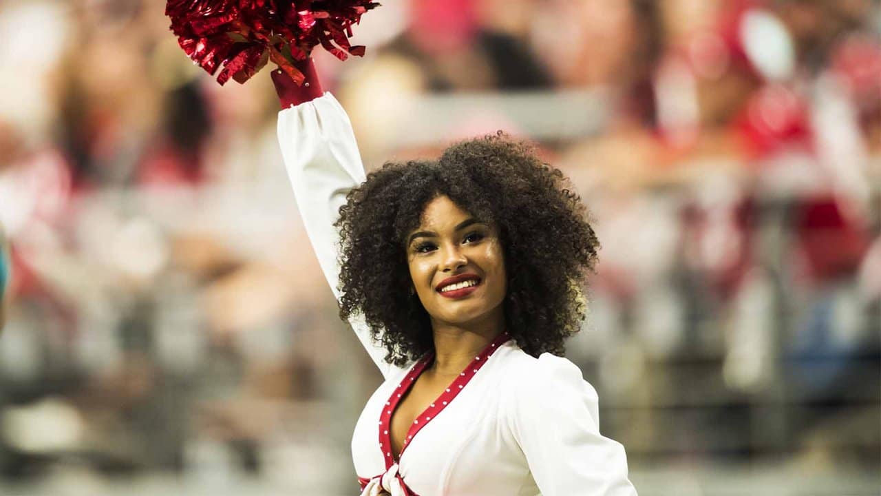 Cheerleader Of The Week - Tequasia