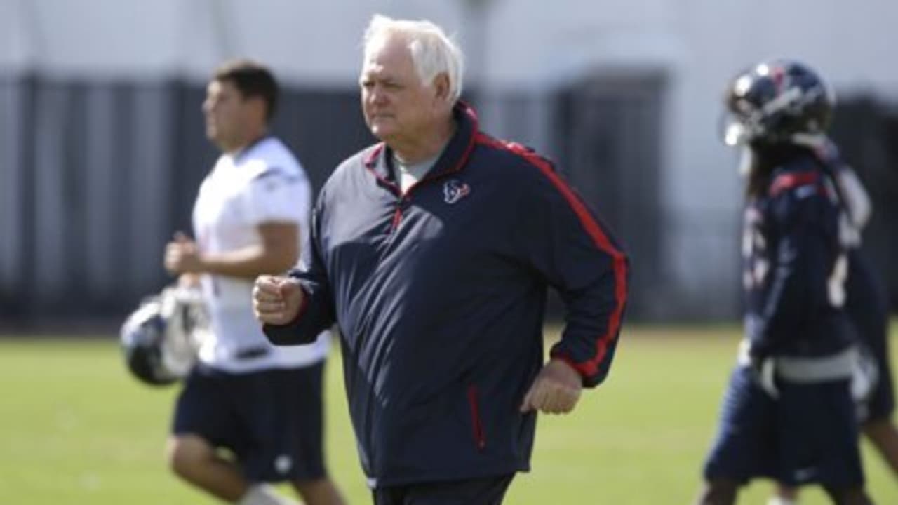 Phillips Ha Cargo De Los Texanos