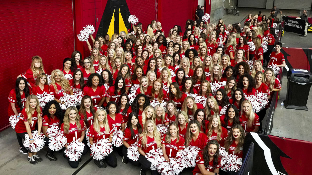 PHOTOS: Alumni Cheerleader Performance At The Ravens Game