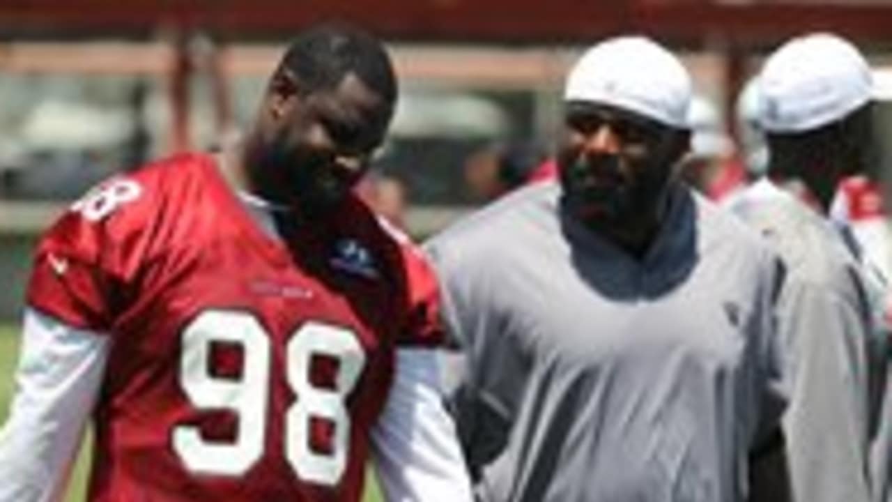 Frostee Rucker Plays His Part