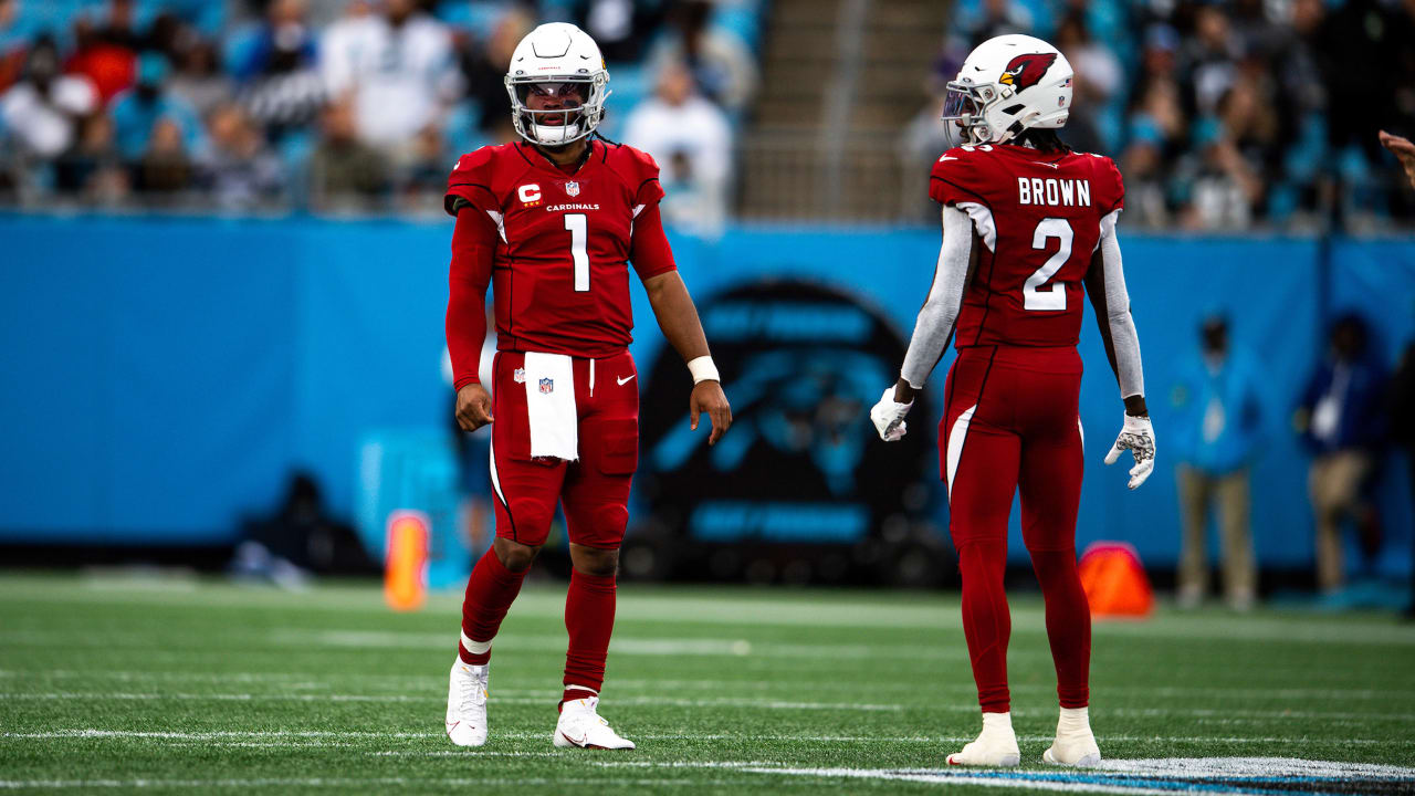 Suspended WR DeAndre Hopkins makes appearance at Cardinals facility as ...