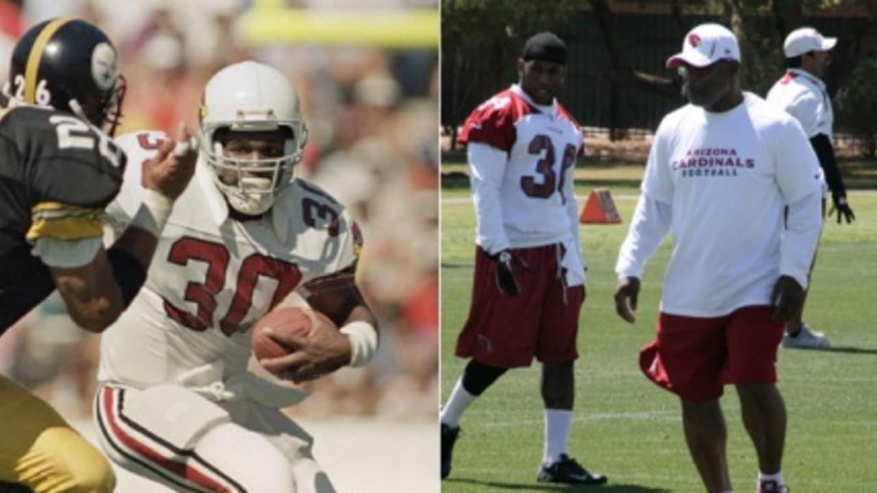 Stump Mitchell Regresa