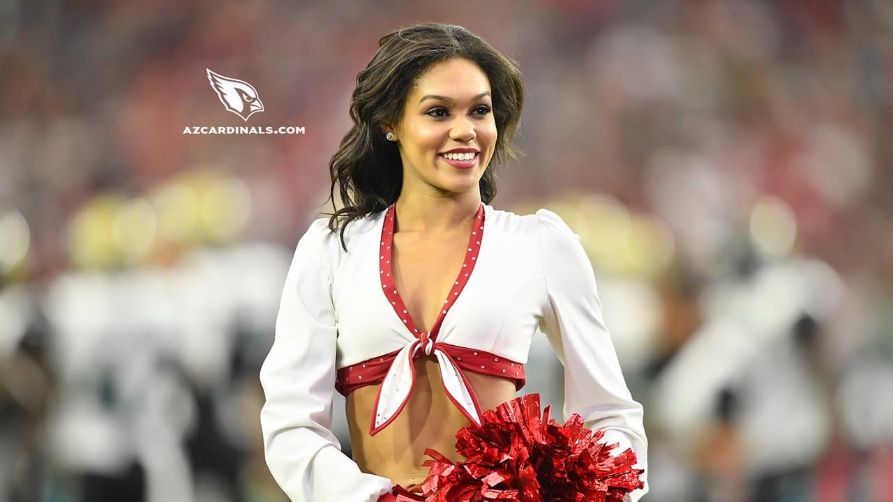 Cheerleader Spotlight: Stephanie