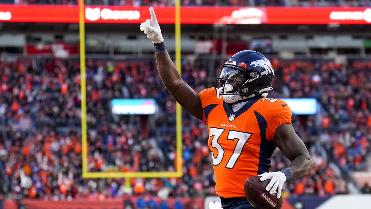 Marlon Mack TD Run Against The Cardinals