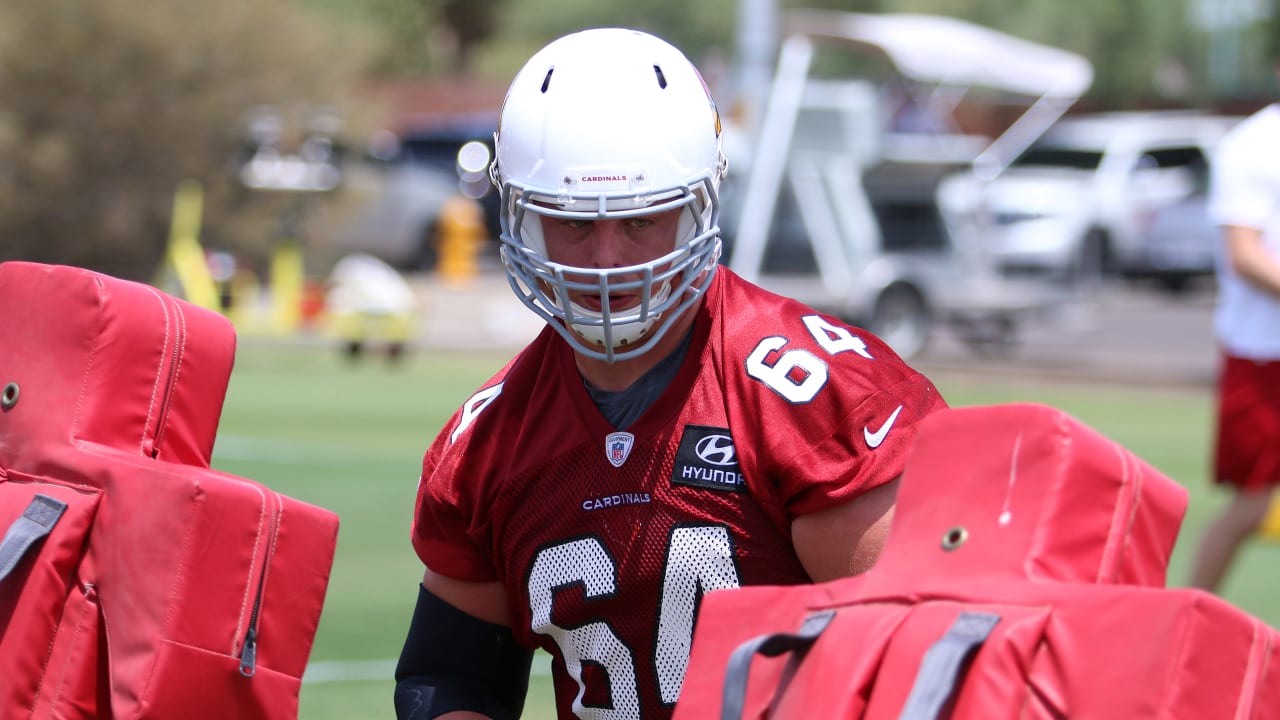 One-Time Russell Wilson Teammate J.R. Sweezy Can See Kyler Murray ...