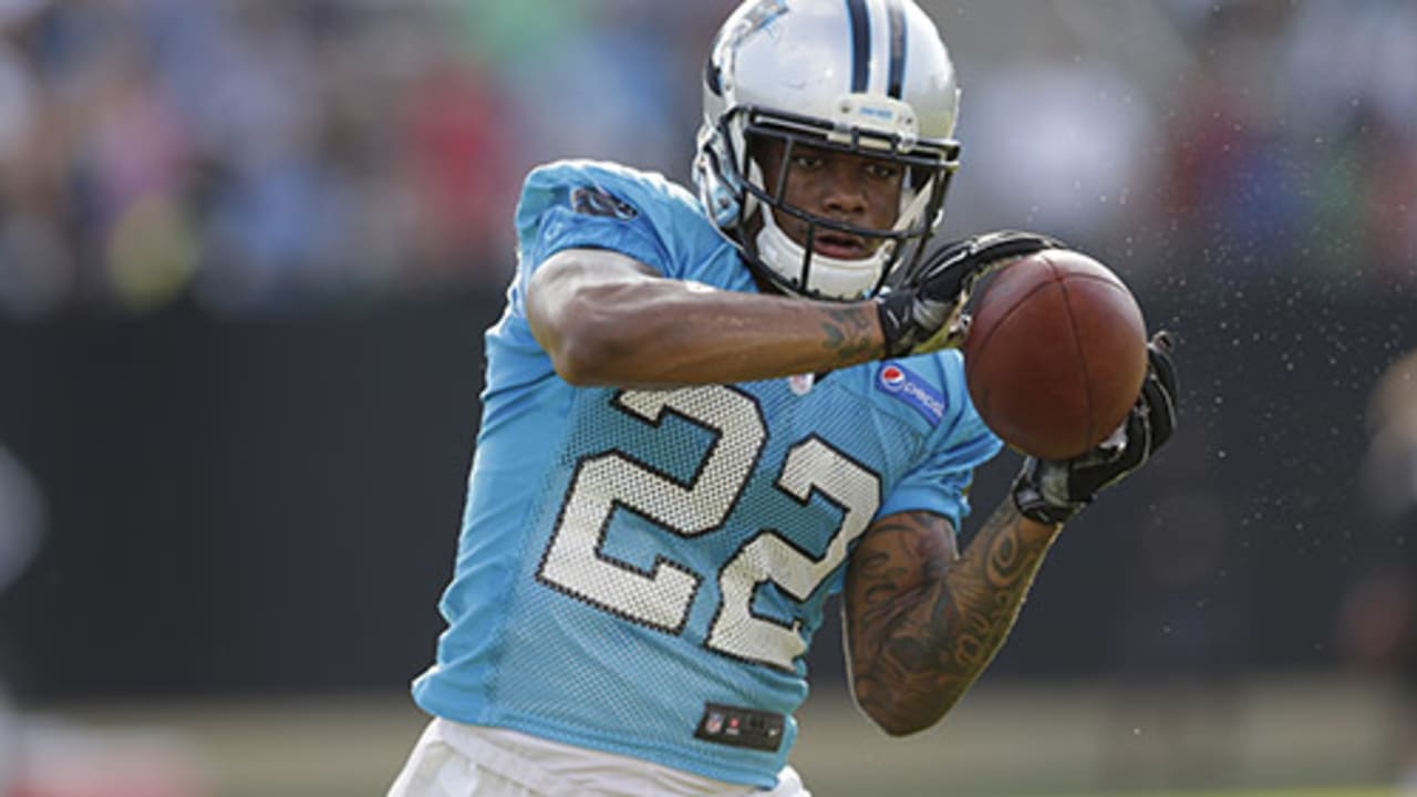 Cornerback signs with tie to Wilks